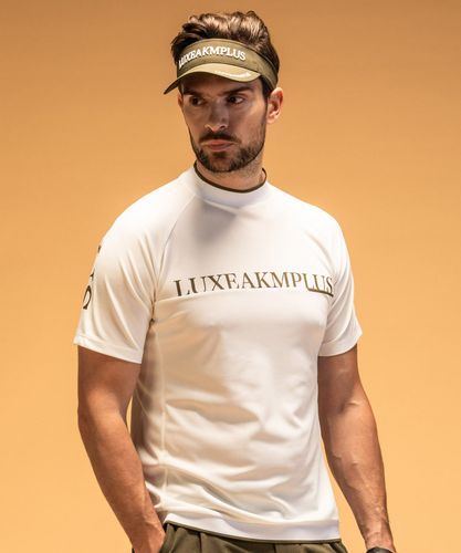 LUXEAKMPLUS(リュクスエイケイエムプラス)ゴルフ 光沢ロゴモックネック